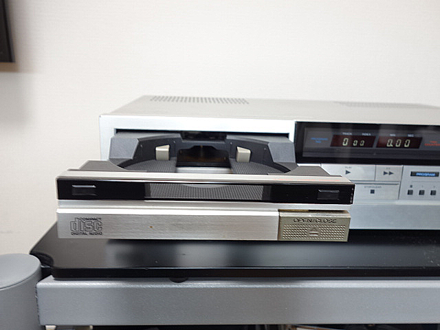 DAD-800 （Lo-D）1983年 | 古いハードに囲まれて since2011