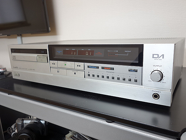 DAD-800 （Lo-D）1983年 | 古いハードに囲まれて since2011