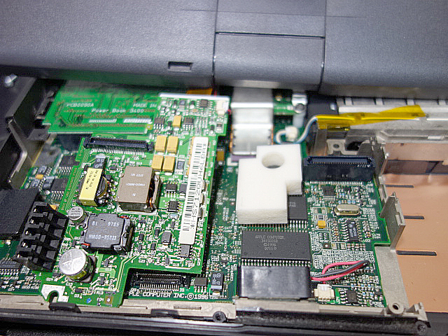 PowerBook 3400 (Apple) 1997年 | 古いハードに囲まれて since2011