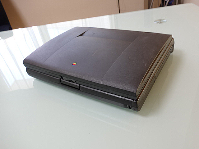 PowerBook 3400 (Apple) 1997年 | 古いハードに囲まれて since2011