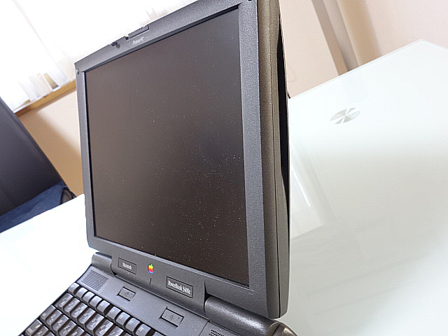 PowerBook 3400 (Apple) 1997年 | 古いハードに囲まれて since2011