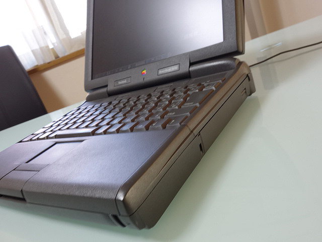 PowerBook 3400 (Apple) 1997年 | 古いハードに囲まれて since2011