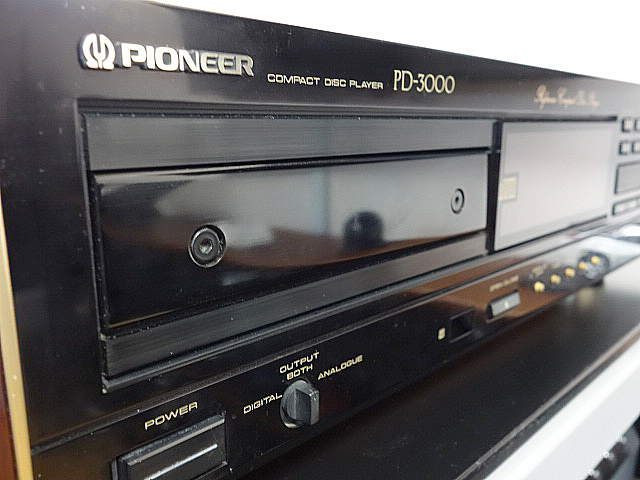 PD-3000(Pioneer) 1987年 | 古いハードに囲まれて since2011