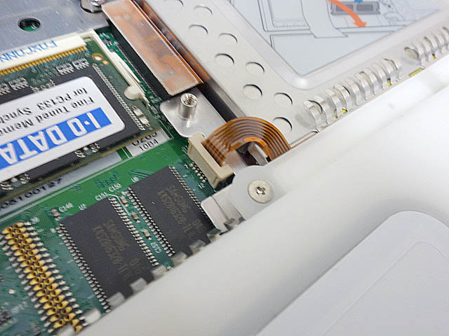 iBook SE Graphite G3 2000年 | 古いハードに囲まれて since2011