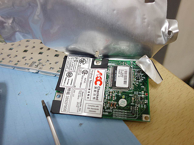 iBook SE Graphite G3 2000年 | 古いハードに囲まれて since2011