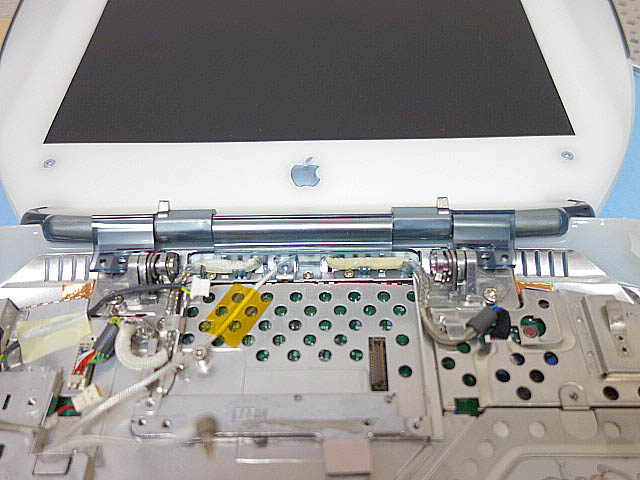 iBook SE Graphite G3 2000年 | 古いハードに囲まれて since2011