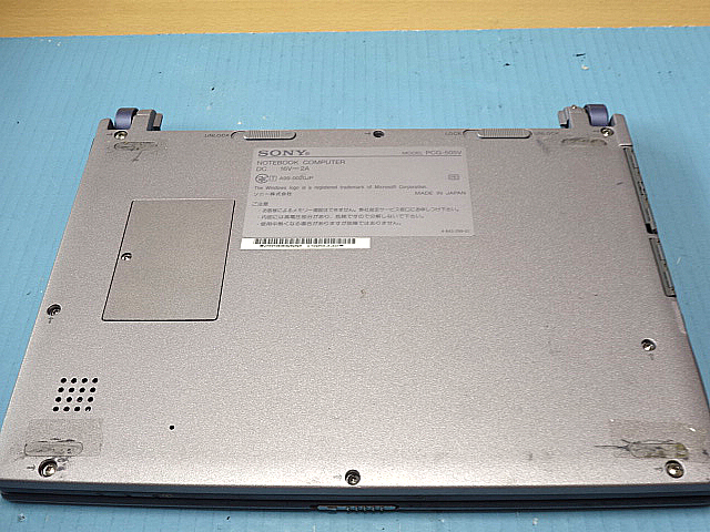 VAIO PCG-505V/CBP 再びNo2 キーボード、ヒンジ、液晶交換 | 古いハードに囲まれて since2011